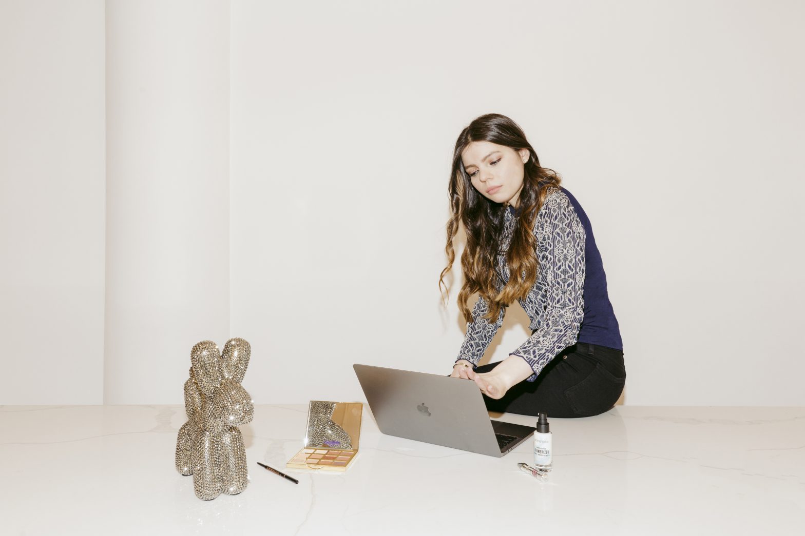 Daniella Pierson - The Newsette