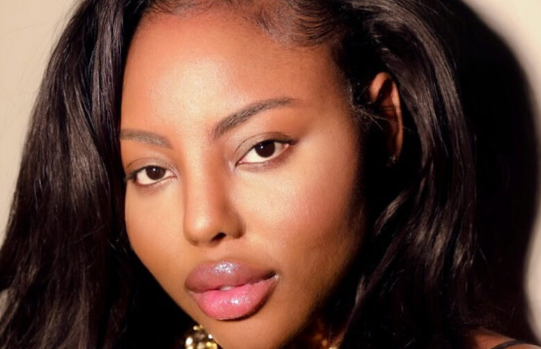 Venus Cuffs - The Newsette