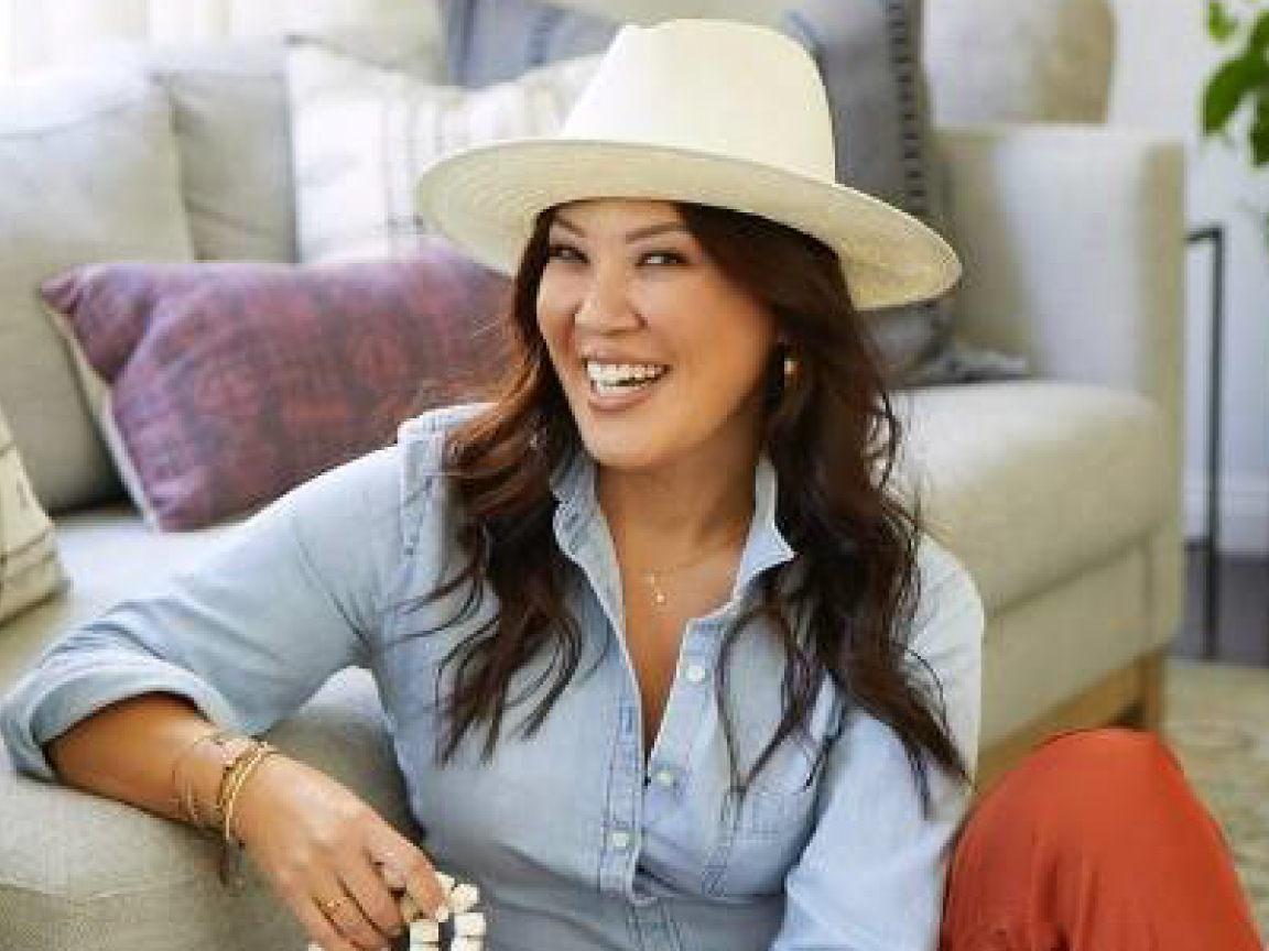 Anita Yokota - The Newsette