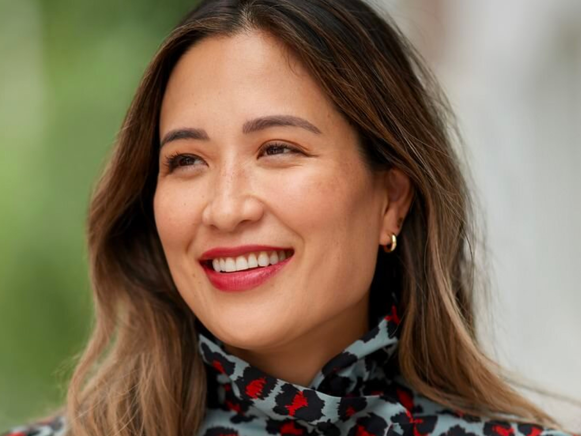 Caroline Maguire - The Newsette